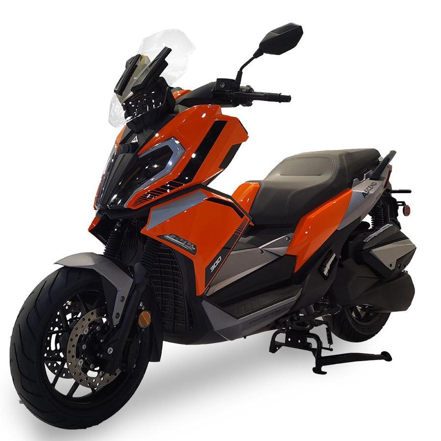 Defender 300cc EFI Street Scooter, Water-cooled, Automatic Shifting, K ...